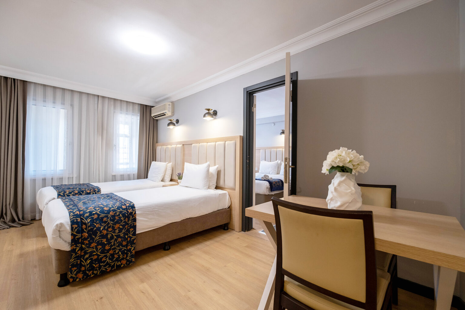 الصفحة الرئيسية - BERR HOTEL